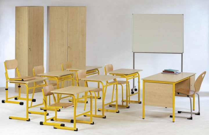 Table scolaire à hauteur réglable Ceram