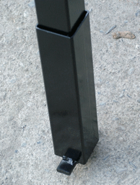 Fourreaux de scellement et platines pour barrières et poteaux